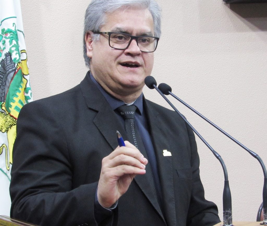 “Não será indústria da multa, será indústria da morte”, é a crítica de ...